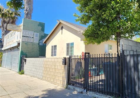 339 E Manchester Ave Los Angeles Ca 90003 Mls Dw24080278 Redfin