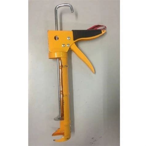 Akbar Company Mild Steel Silicon Sealant Gun Capacity Ml Ml Size Inch At