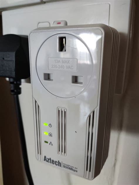 Aztech Hl115ep Homeplug Av 500mbps With Ac Pass Through Computers And Tech Parts And Accessories