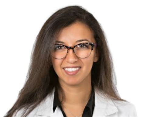 Dr Nardine Alexander Dentist At York Lanes Dental Hellodent