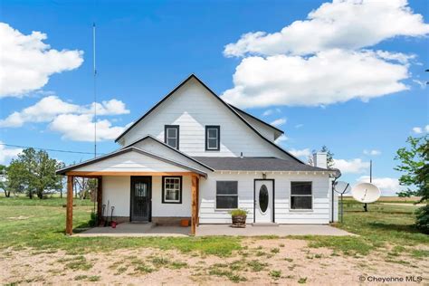 1360 Road 143 Hillsdale Wy 82060 ®