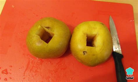 Maçã Assada Com Canela Fácil