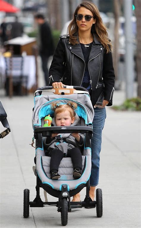 The Big Picture Todays Hot Photos Jessica Alba Classic Leather