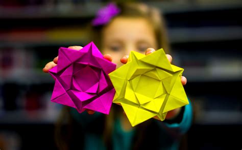 How To Make Origami Flower