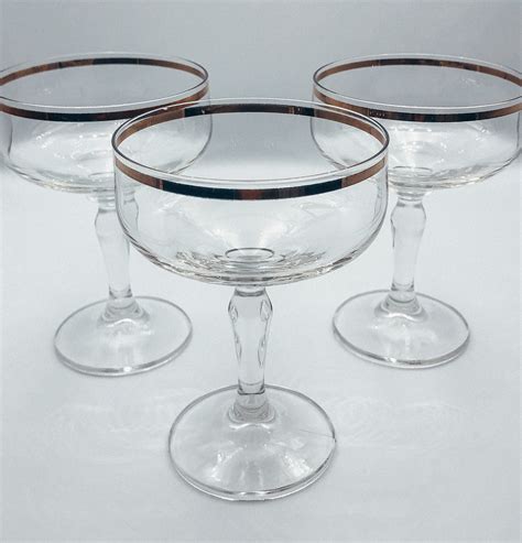 Купити Келих під шампанське коктейлі кришталь вінтаж німеччина бокалы шале хрустальные ціна 260