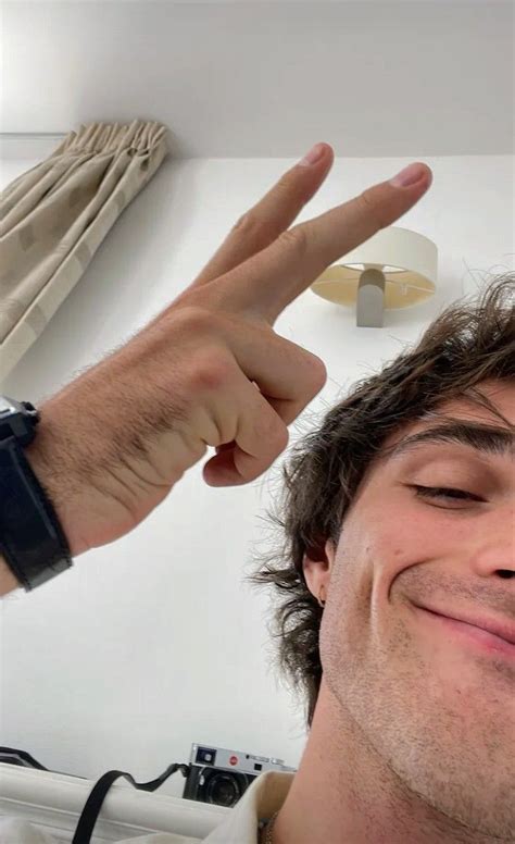 Pin De Betty Castro Em Jacob Elordi Kendall Jenner Cena De Filme Ator