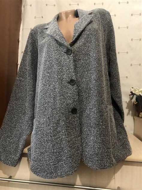 Легкий піджак — ціна 175 грн у каталозі Кардигани Купити жіночі речі за доступною ціною на Шафі