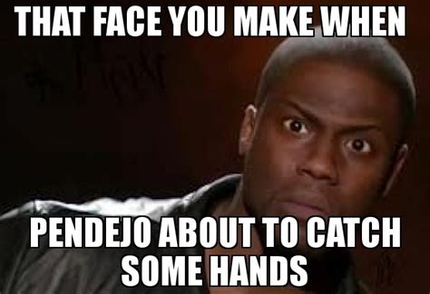 Pendejo In Manhattan Threatens To Call Ice On Spanish Speaking Cafe