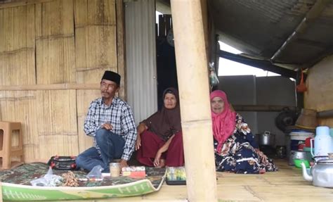 Индонез Өдгөө 61 настай тариачин эр 88 дахь удаагаа хуримлах болжээ