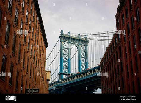 The Manhattan Bridge Is A Suspension Bridge That Crosses The East River
