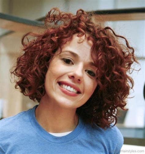 11 Top Class Short Curly Hairstyle For Girls