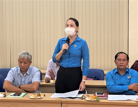 Chú Trọng Khen Thưởng Cho Người Lao động Trực Tiếp