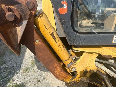 Ah143513 John Deere 310d Hydraulic Cylinder For Sale