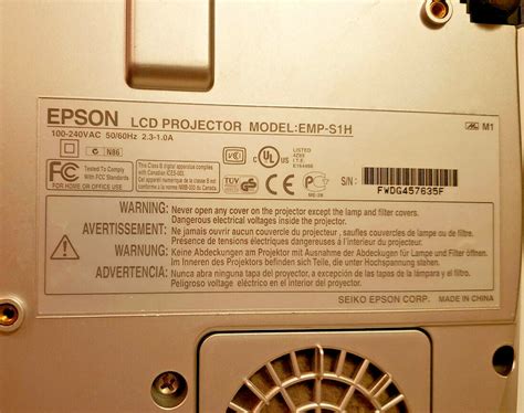 Epson Powerlite S1 Lcd Projector Emp S1h Untested As Is 10343850422 Ebay