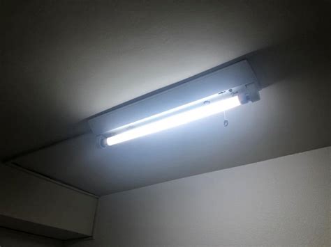 非常用照明の取替をしました。 « 京都市二条の電気屋さん 技術と信頼の店･京都電工株式会社 キョーデン中央店）