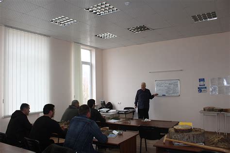 პროფესიული საგანმანათლებლო პროგრამა „სატყეო საქმე“ ის სტუდენტებს „ტყის აღდგენა გაშენება