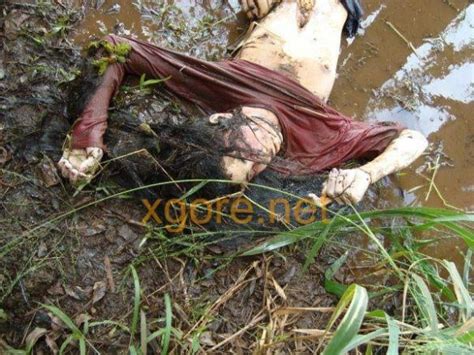 Found The Decomposing Corpse Of A Woman Who Had Been Disemboweled