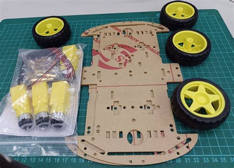 軟硬體的天空 Esp32 Bluetooth Remote Control Car Diy