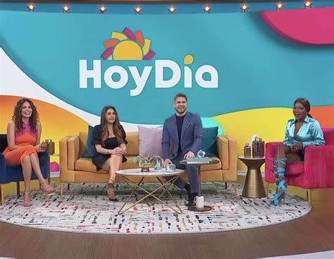 Hoy Día Trae A Famosa Conductora De México Para Conducir El Show