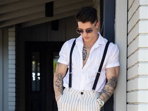 Meet Isaiah Smith Social Influencer Registered Nurse And Fitness Trainer Digital Journal