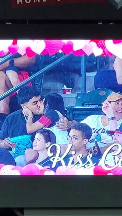 Kiss Cam Cheese Field Jumbotron Kisscam Youtube