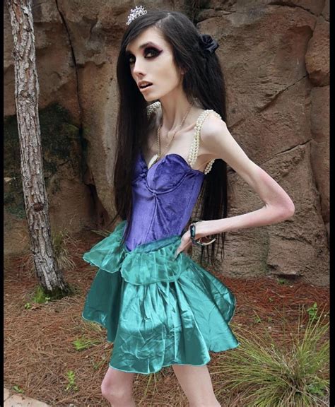 5 22 23 “ariel Outfit In Disney 💚🧜🏻‍♀️💚🐚” R Eugeniacooney