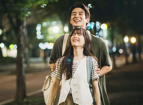 연인 연기만 하랬는데…너무 몰입한 나머지 외모가 똑같아진 남녀배우