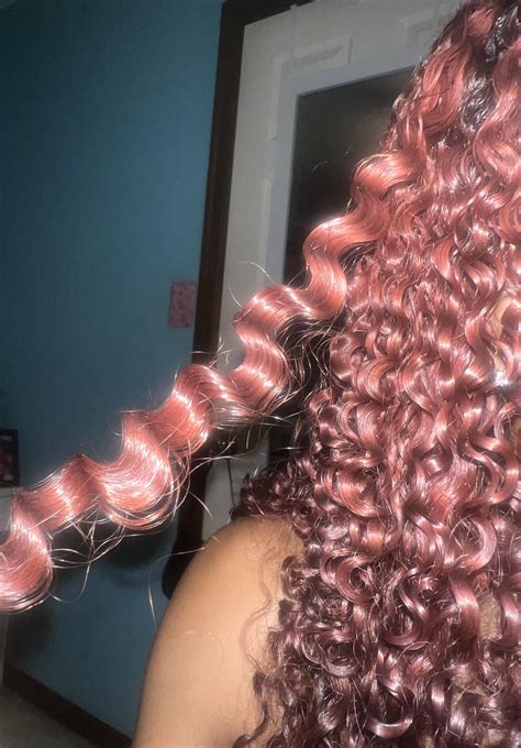 Why Is My Curl Pattern Like This And Can I Change It Any Styling Tips R Curlyhair