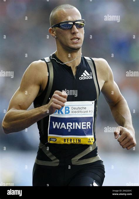 Us Jeremy Wariner Runs To Win The 400 Meter Race At The Istaf The