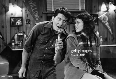 134 Happy Days Joanie Photos And High Res Pictures Getty Images