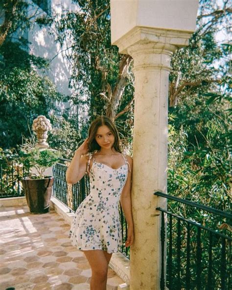 Sophie Mudd Biography Age Net Worth Height Parents Siblings