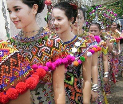 Pesona Kecantikan Gadis Dayak Forester Untad Blog