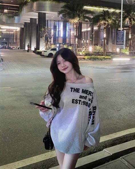 Xem ngay 78 ảnh gái xinh mặc đồ lót lọt khe quyến rũ