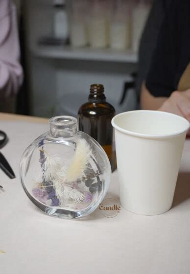 Floating Flower Reed Diffuser Workshop London Ts Classbento