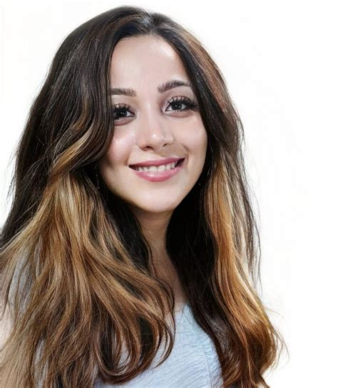 حنانه اسفندياری آکادمی ای اف تی لیلی بختیاری