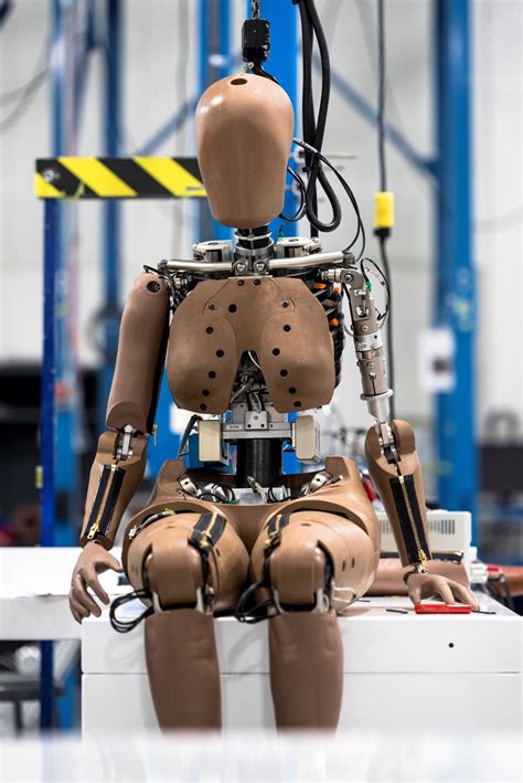 Qanda Tell Congress To Require Female Crash Test Dummies — Streetsblog Usa