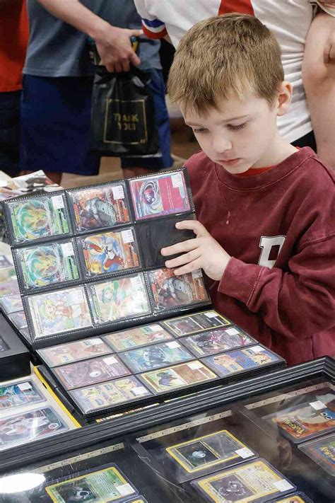 Collectible Show Unites Avid Card Collectors Jefferson City News Tribune