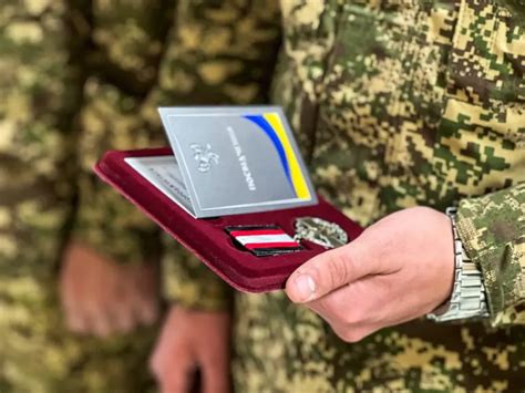 Військовим з Франківщини які повернулися з передової вручили обласні відзнаки Фото ВІКНА