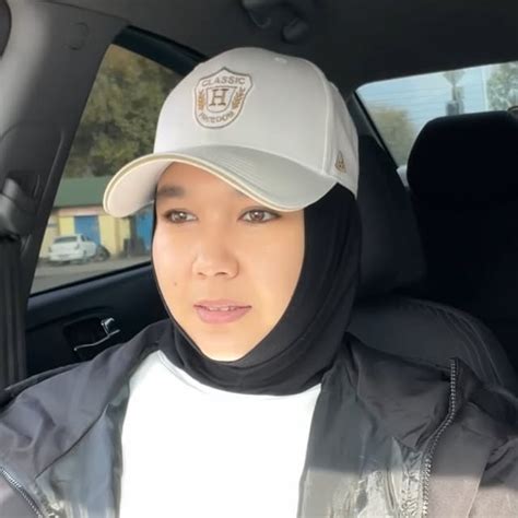 Асель Макулбекова КОУЧИНГ ОТНОШЕНИЯ Coachassel • Threads Say More