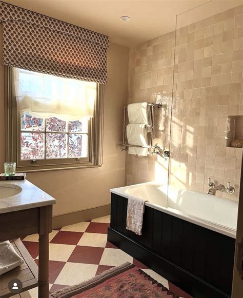 Pin By Alexandralichtenberg Lichtenbe On Badezimmer Bathroom Interior