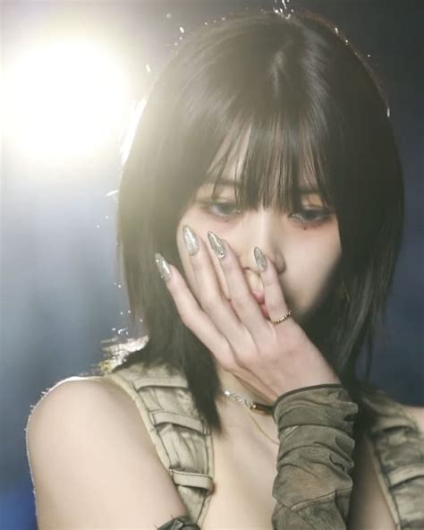 ୨୧ in Pretty eyes Hair cuts Girl