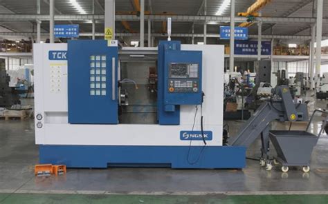 Fanuc Controller Horizontal Cnc Lathe Machine Tck56d Cnc Slant Bed Lathe Machine In Zaozhuang