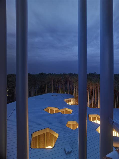 画廊 专访摄影师 Roland Halbe，在照片中展示情感的碰撞 4