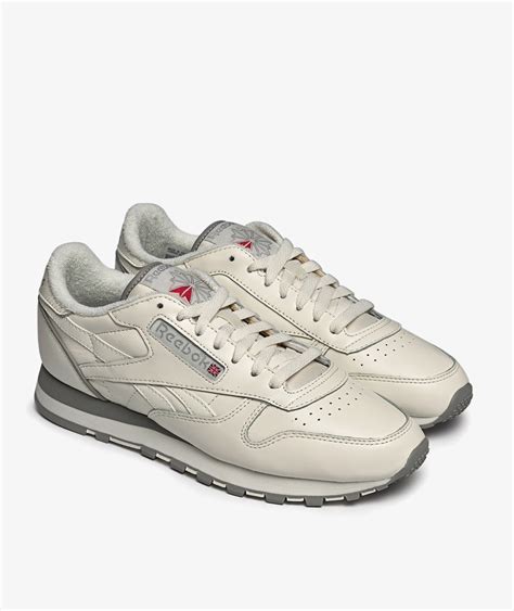 White Reebok Classic Leather 1983 Vintage Svd