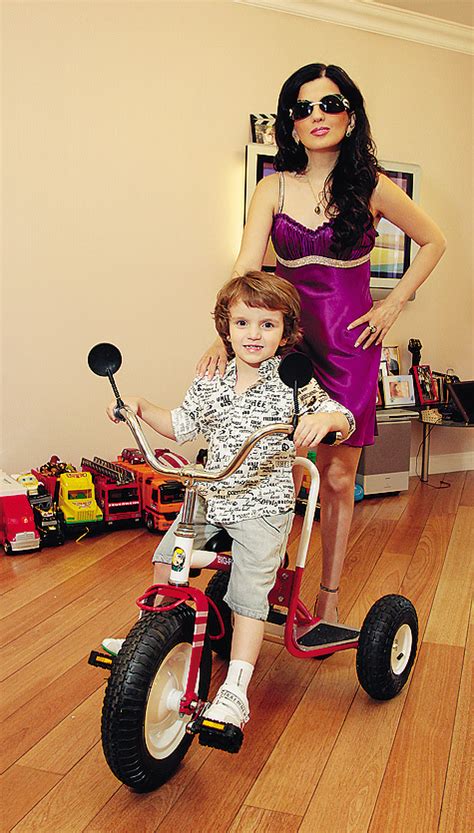 როგორი სახლები აქვთ ცნობილ ქართველებს მოსკოვში