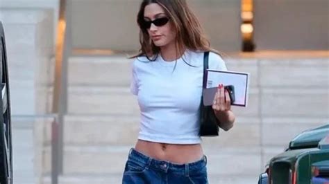 Незабаром вийдуть з моди 5 речей які немає сенсу купувати цього літа Читайте на Ukr Net