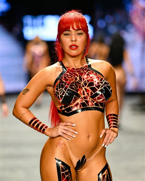 Black Tape Project Été 2024 Maillots