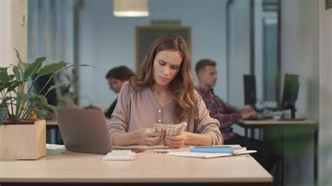 Premium Photo Business Woman Counting Cash Money Professional Worker