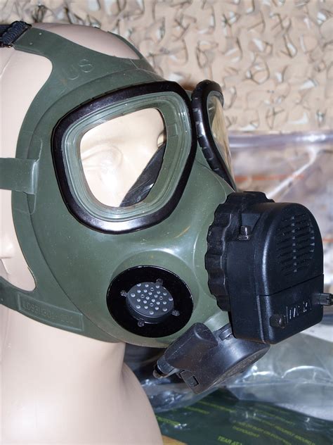 M40 Mcu 2p Millennium Gas Mask Msa Audio Frequency Amplifier Vpu