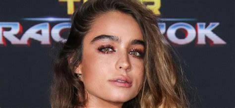 Sommer Ray Drops Video Of Herself Licking Armpit To Promote Song
